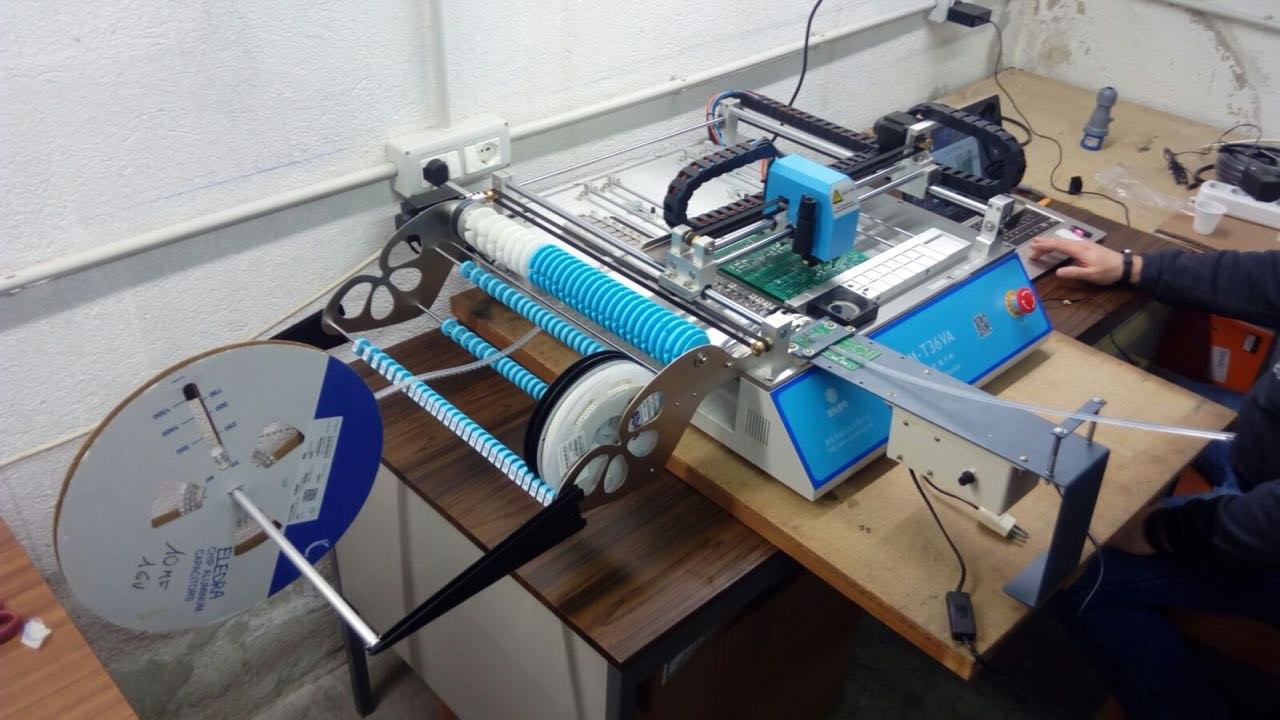 CHMT36VA SMD Pick And Place Machine, Table Top Smt Placement Equipment ...